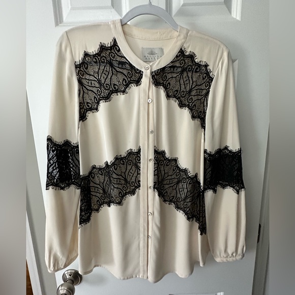 Madison Marcus | Tops | New Madison Marcus Cream And Black Lace Blouse ...